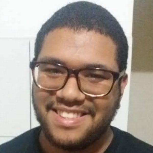 Vitor Hugo Passos de Souza | Web Designer | Uxcel