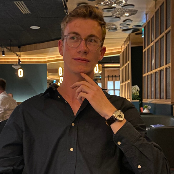 Damian Damętka | Web Designer | Uxcel